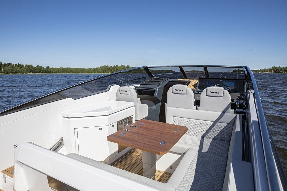 Flipper 900 DC - Nimbus Boats UK